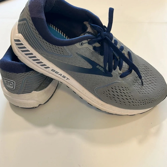 Brooks | Shoes | Brooks Beast 2 8 Extra Wide 4e Tennis Shoes | Poshmark